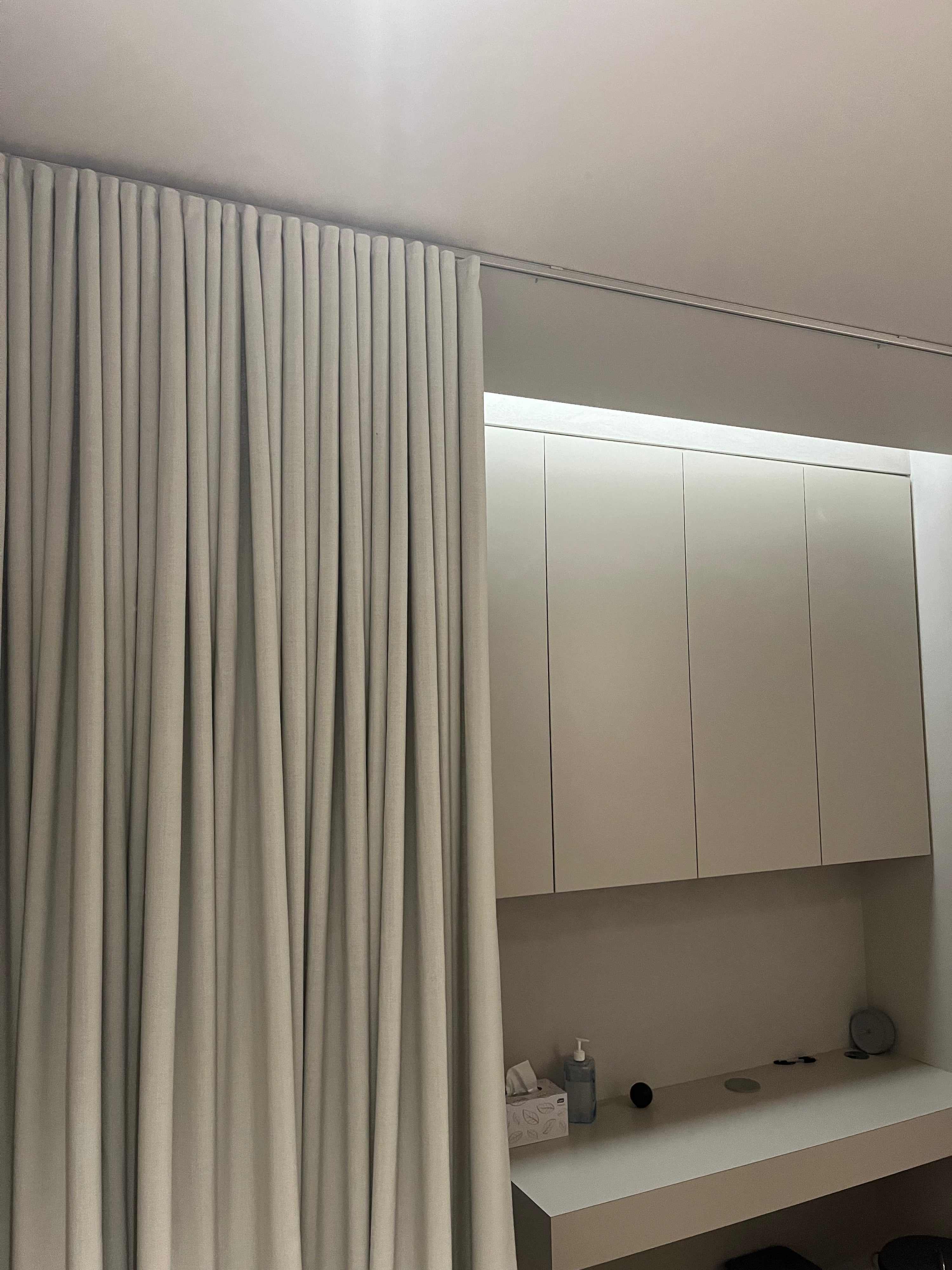 Curtain Club