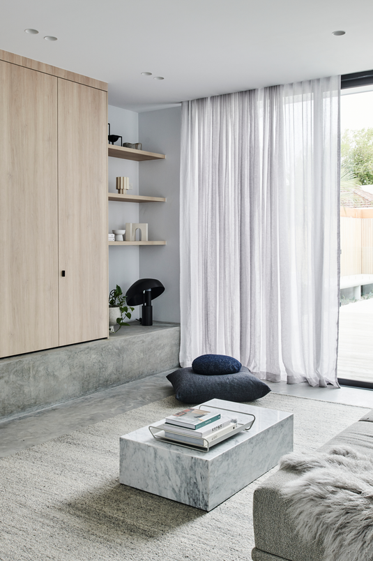 Order – Curtain Club